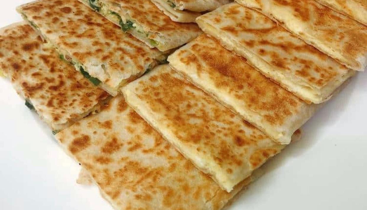 المطبق بطريقة العاشقة لفن الطبخ والحلويات ايمان من الديار السعودية ...