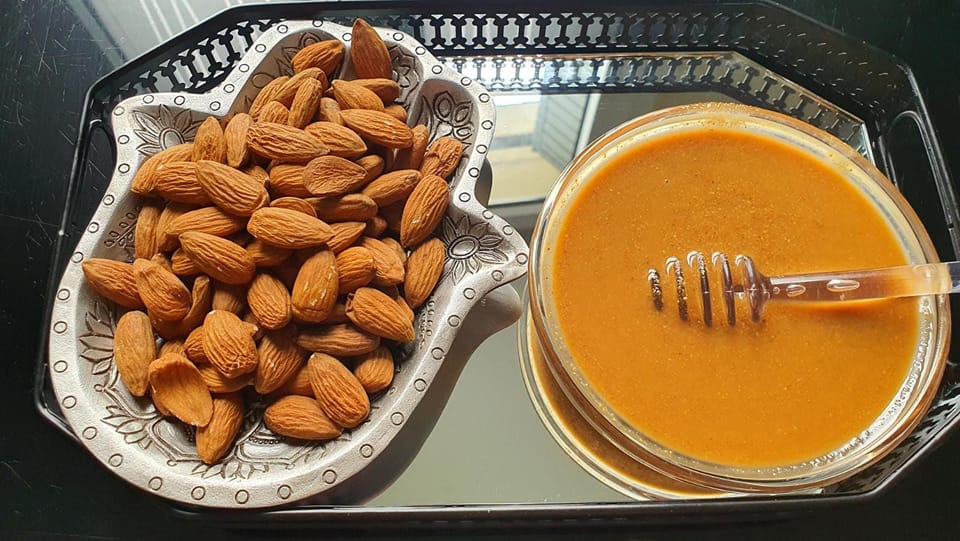 املو باللوز وزيت الزيتون : راديو أصوات